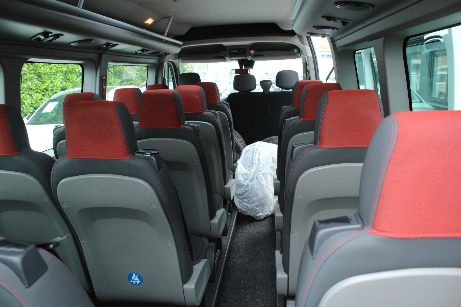 Renault Master Bus 2.3 dCi | L3H2 | 3.8T | Camera | 17 Locuri