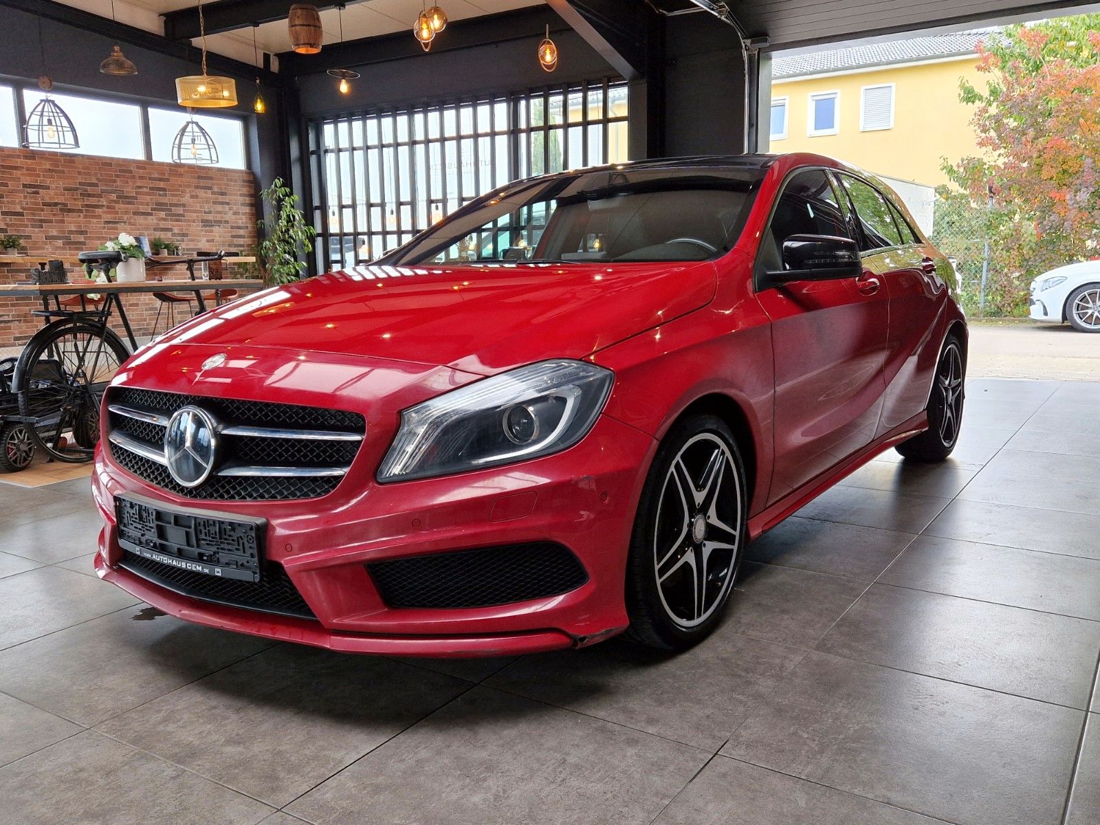 Mercedes-Benz A 250 Blue Efficiency | AMG-Line | Panoramic