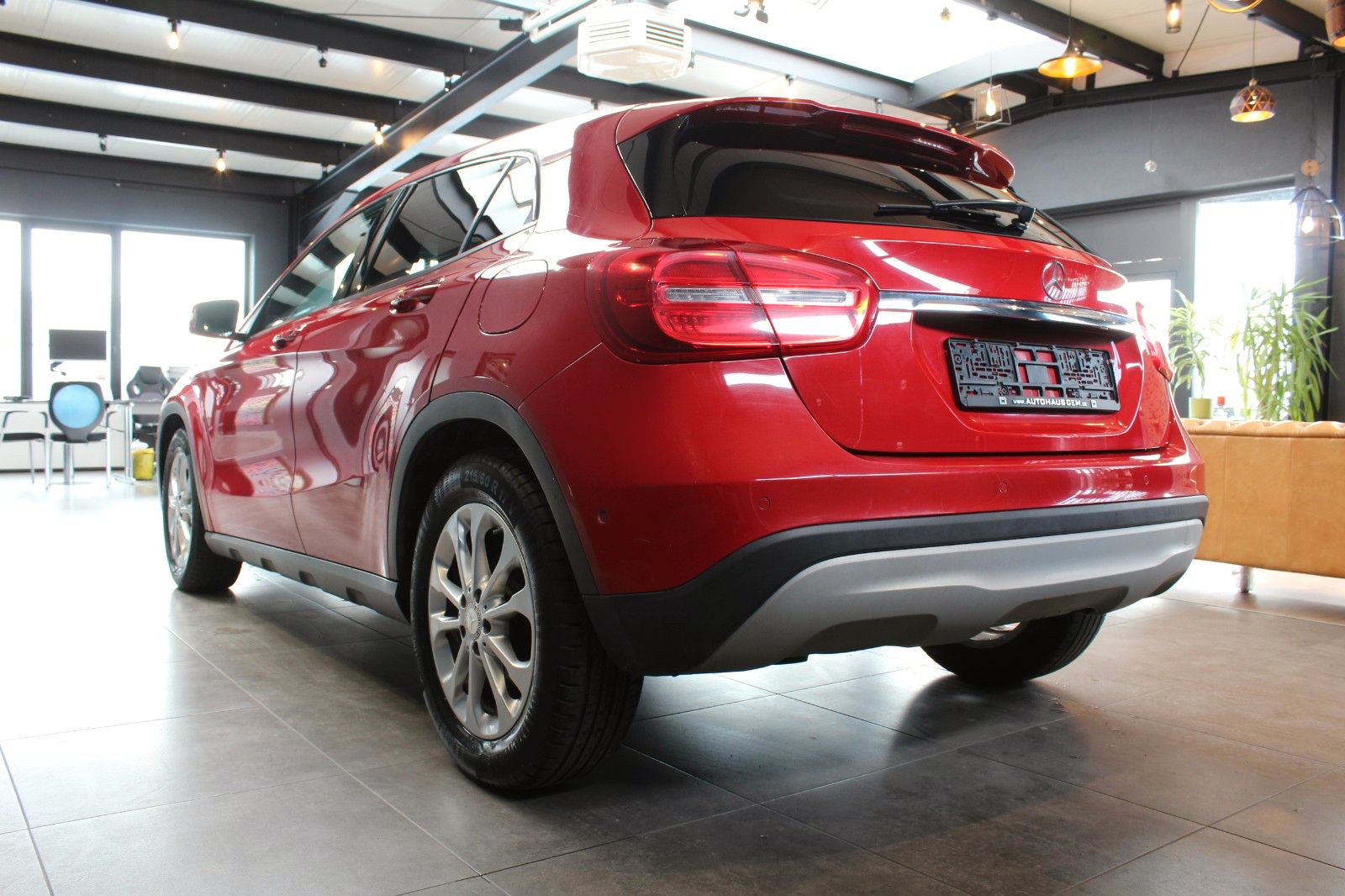 Mercedes-Benz GLA 200d | 4Matic | Night Paket